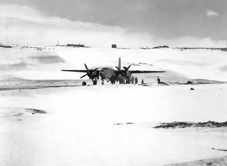 Bacon III, Edward Richardson – ww2 Pacific